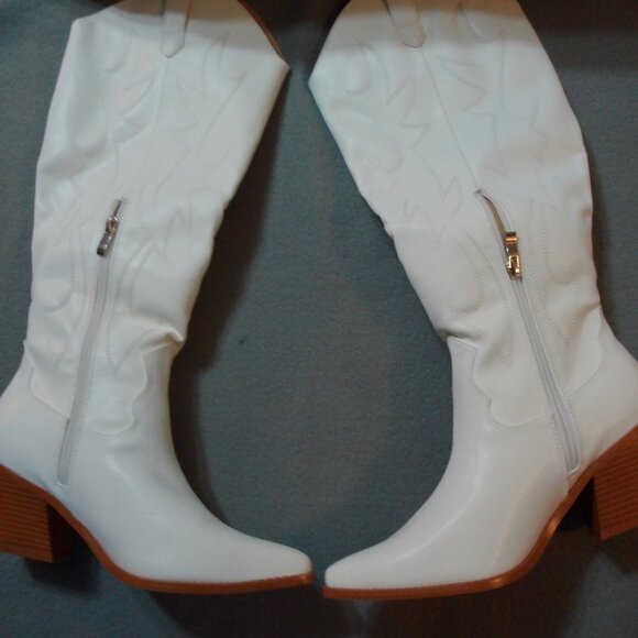 Mostrin | Shoes | Mostrin Womens White Embroidered Cowgirl Boots Size ...